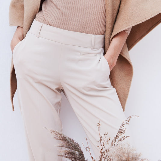 Savvy Consignment Designer Women’s Clothing & Accessories in Fairmont